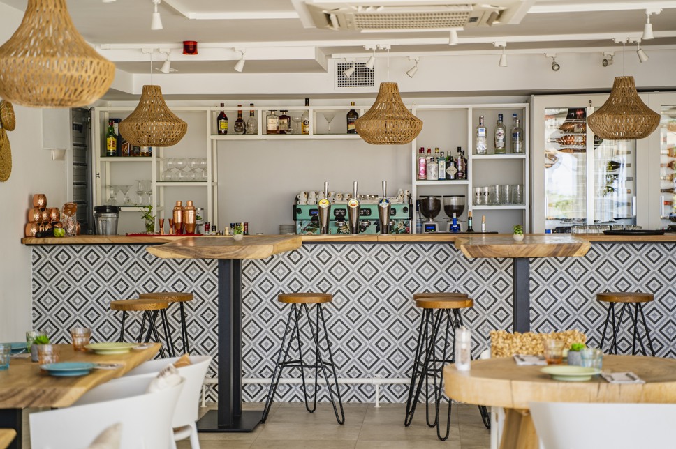 Nuzza Beach & Terrace Restaurant | Restaurante a orillas del mar